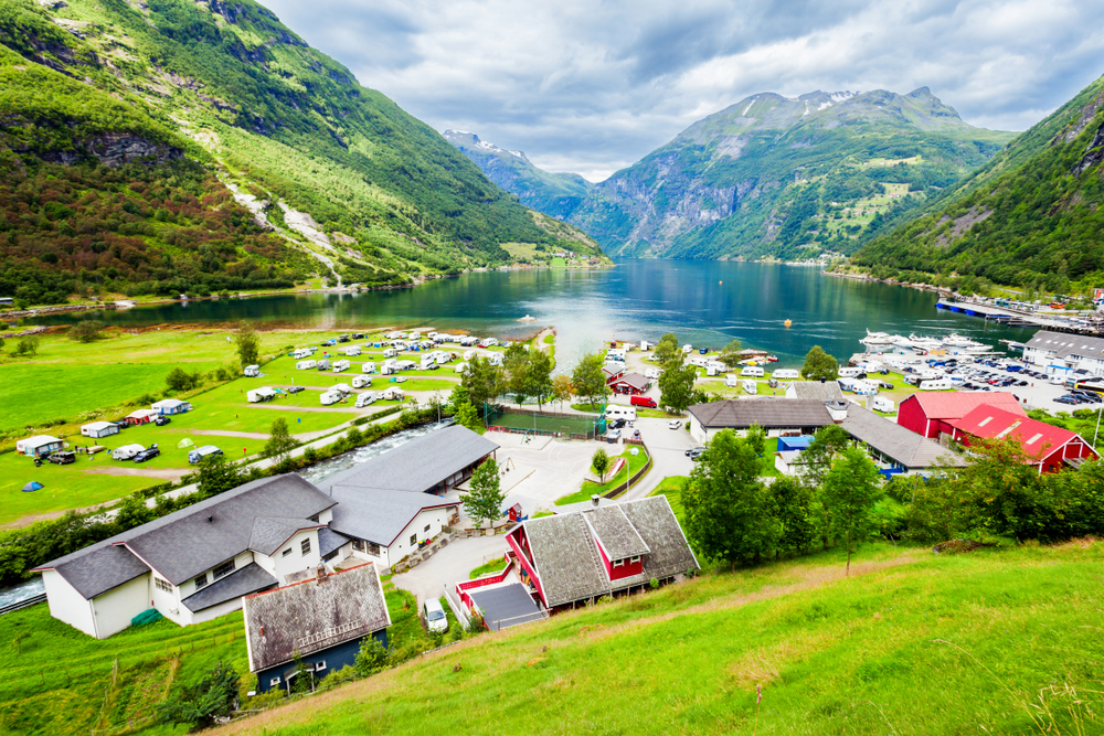 Tour | The Best of Norway by Rail and Sea - to the Top of the World ...
