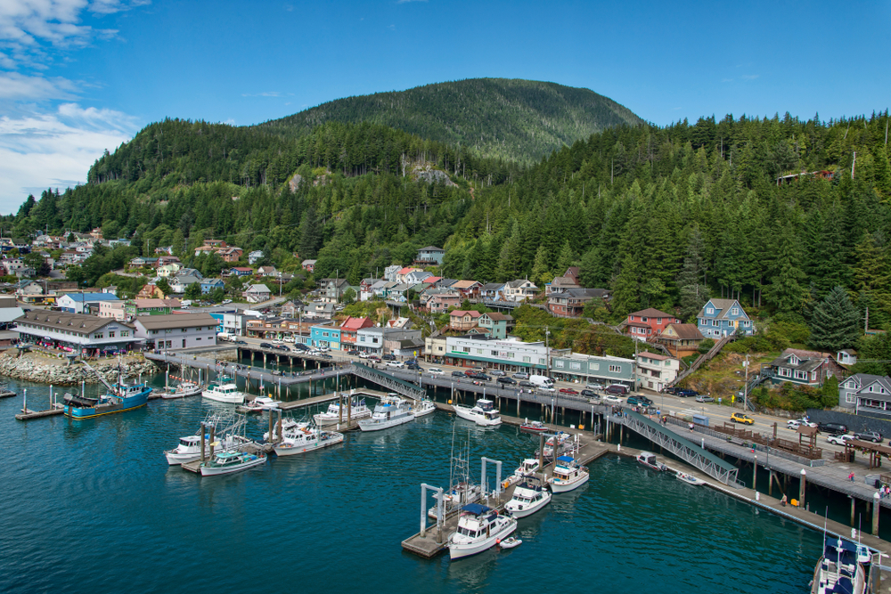 Tour | Canadian Train Odyssey with Alaska Cruise | Cosmos | 8965-2025