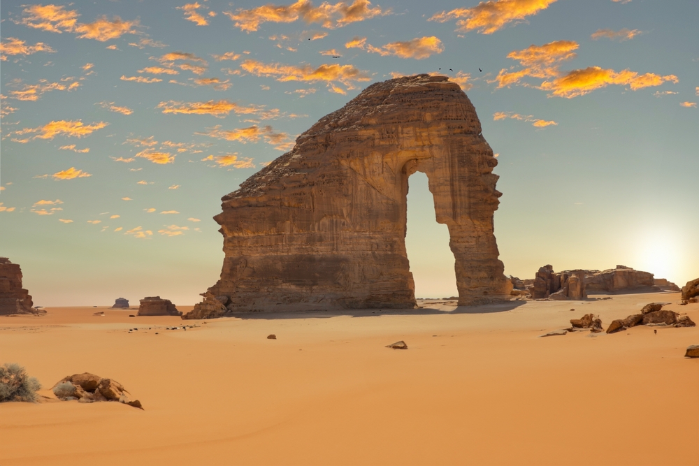 Tour | A Journey Through the Persian Gulf and Arabian Mysteries | Indus ...