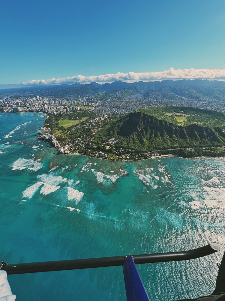 Tour | Hawaiian Islands | Cosmos | 8150-2025