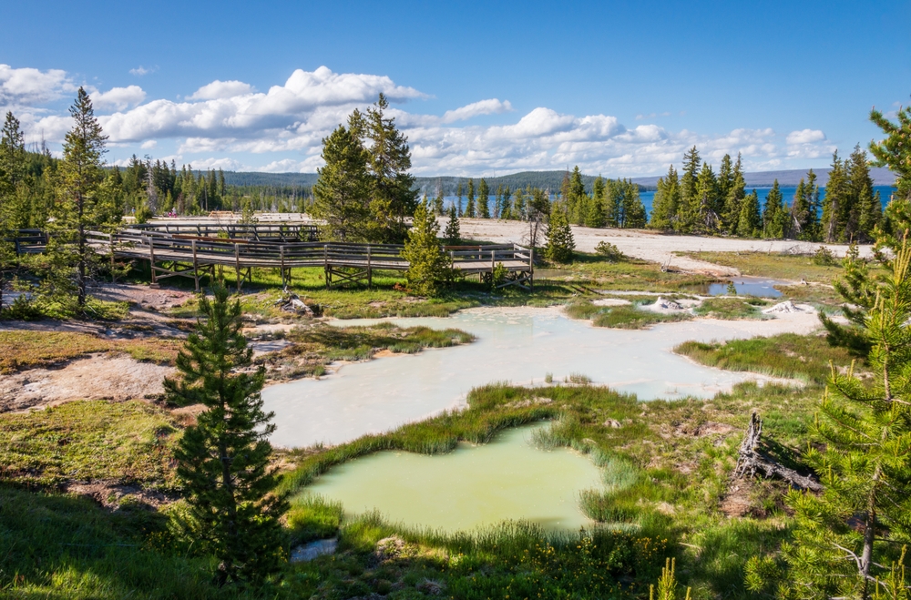 Tour | USA – 5 Days Yellowstone and Grand Tetons | Bucket List Group ...